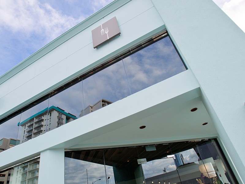 MW Restaurant | Dining Out on an Expense Account